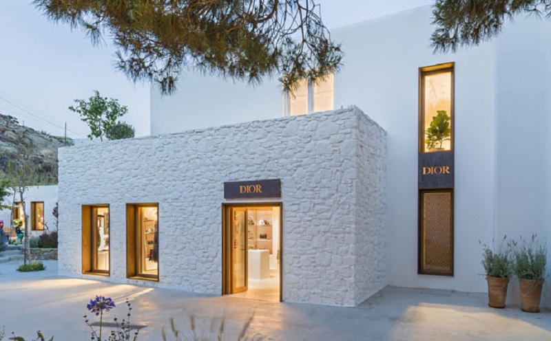 Η BOUTIQUE ΤΟΥ ΟΙΚΟΥ DIOR ΣΤΗ ΜΥΚΟΝΟ - LifeStyleOptions