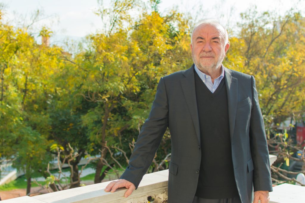 ΒΛΑΣΗΣ ΣΤΑΘΟΚΩΣΤΟΠΟΥΛΟΣ: «ΣΤΗΝ ΕΛΛΑΔΑ ΔΕΝ ΥΠΑΡΧΕΙ ΑΞΙΟΚΡΑΤΙΑ ...