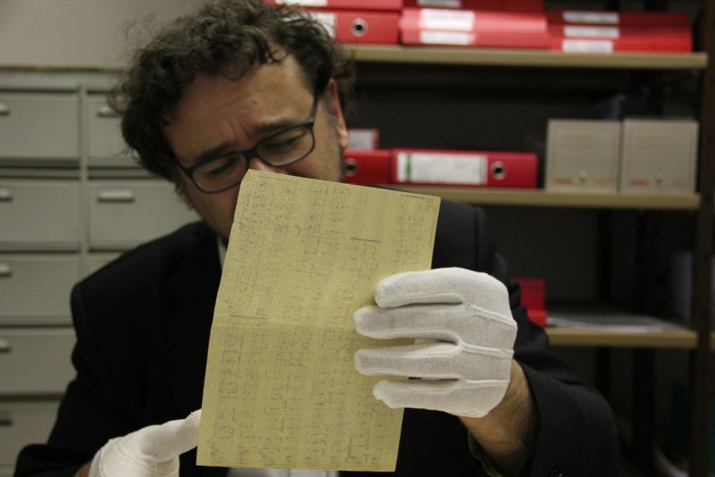 FRANCESCO LOTORO: «ΑΚΟΜΑ ΚΑΙ ΣΤΟ ΑΟΥΣΒΙΤΣ ΓΡΑΦΤΗΚΕ ΣΠΟΥΔΑΙΑ ΜΟΥΣΙΚΗ ...