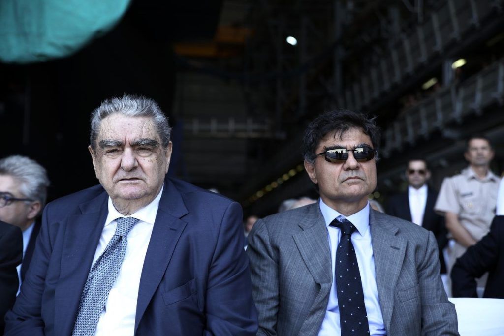 ΒΑΡΔΗΣ ΒΑΡΔΙΝΟΓΙΑΝΝΗΣ: Ο ΤΕΛΕΥΤΑΙΟΣ ΤΟΥ ΕΠΙΧΕΙΡΗΜΑΤΙΚΟΥ GAME OF THRONES ...