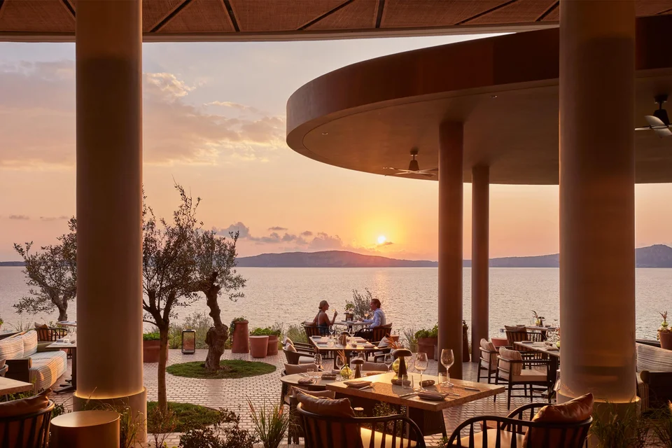 FORBES TRAVEL GUIDE: ΑΥΤΑ ΕΙΝΑΙ ΤΑ 20 ΚΑΛΥΤΕΡΑ ΝΕΑ ΠΟΛΥΤΕΛΗ ΞΕΝΟΔΟΧΕΙΑ ...